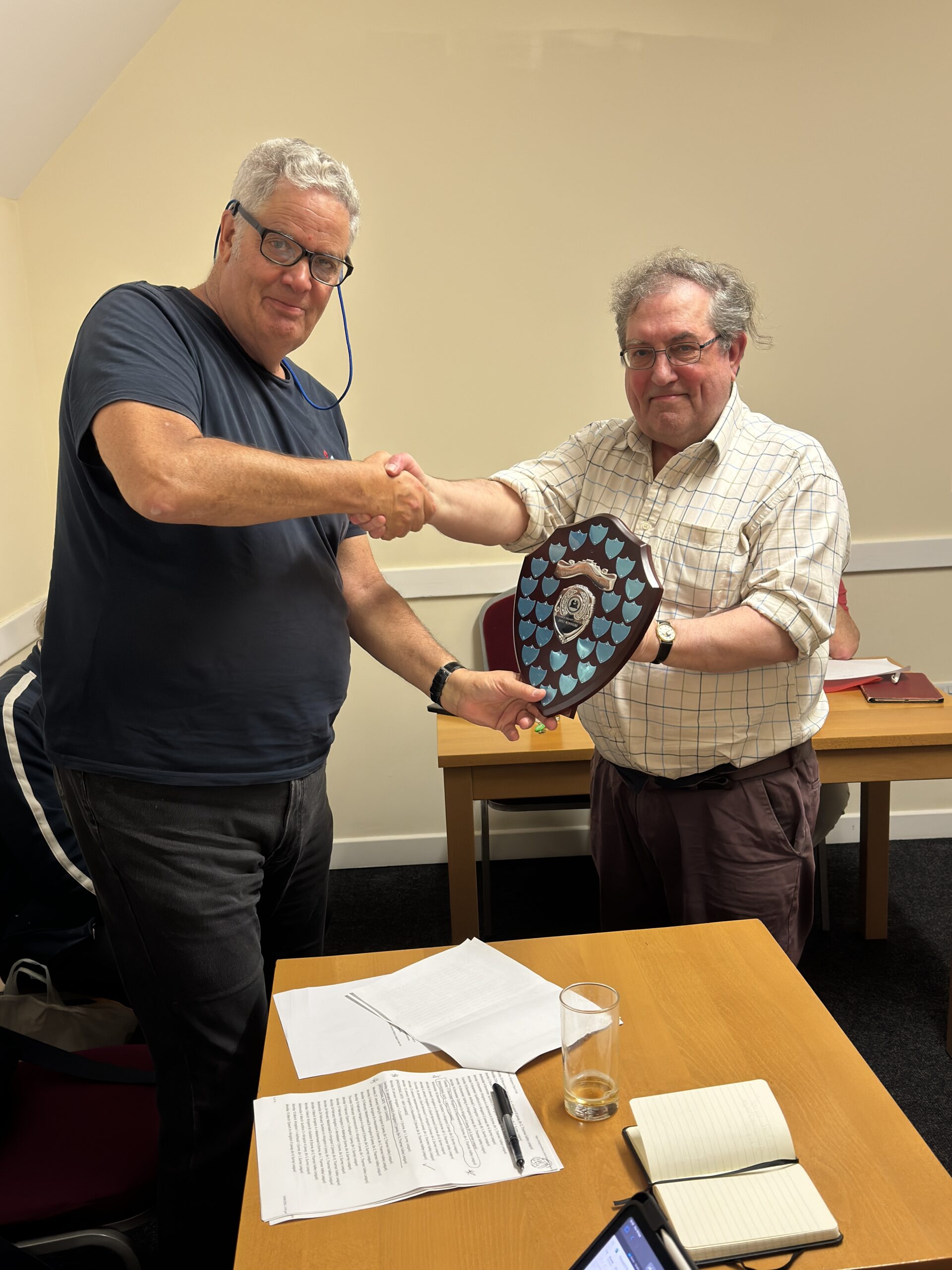 Kingston pick up first trophy of new season | Kingston Chess Club